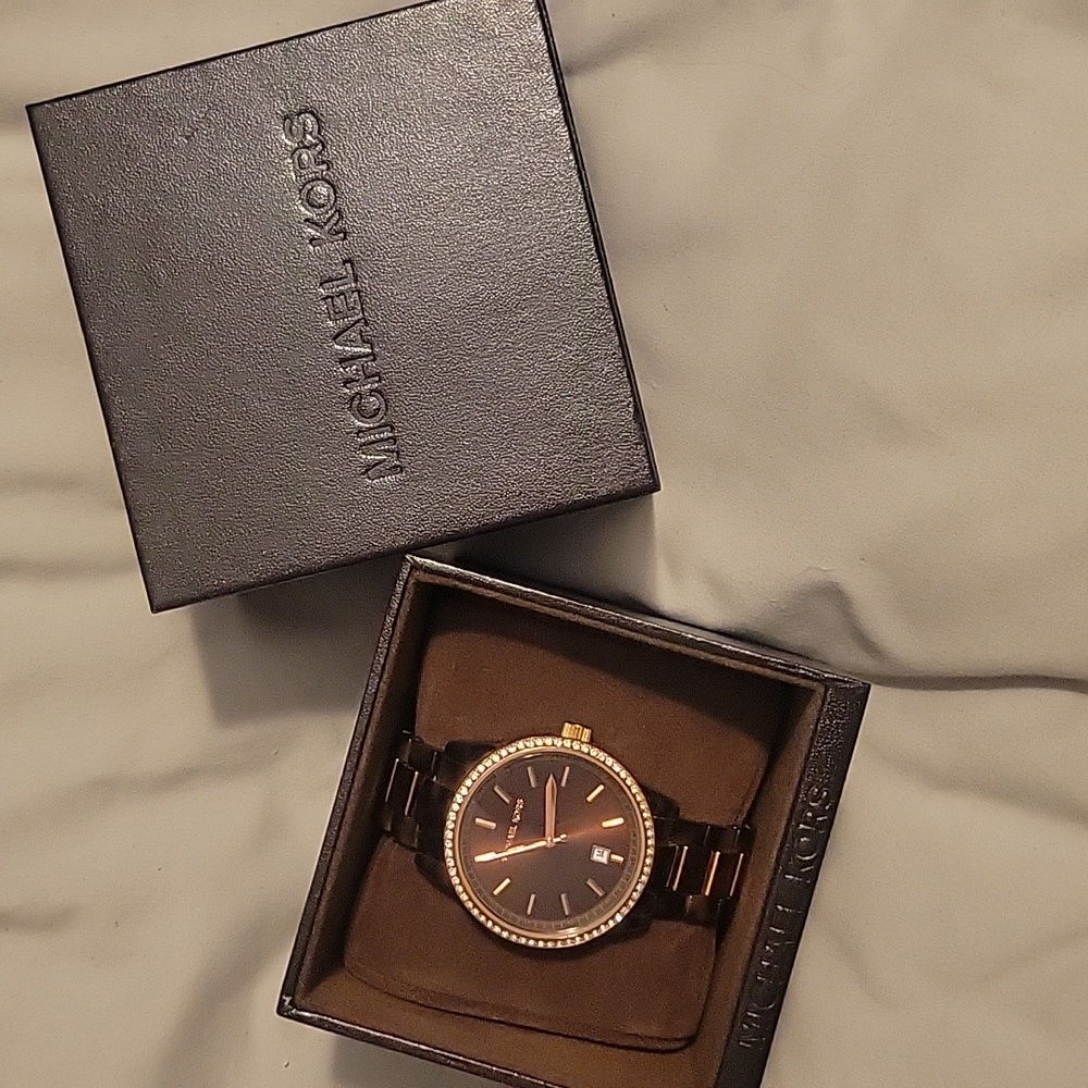 Michael Kors Women's Tortise/Gold Watch - Gem